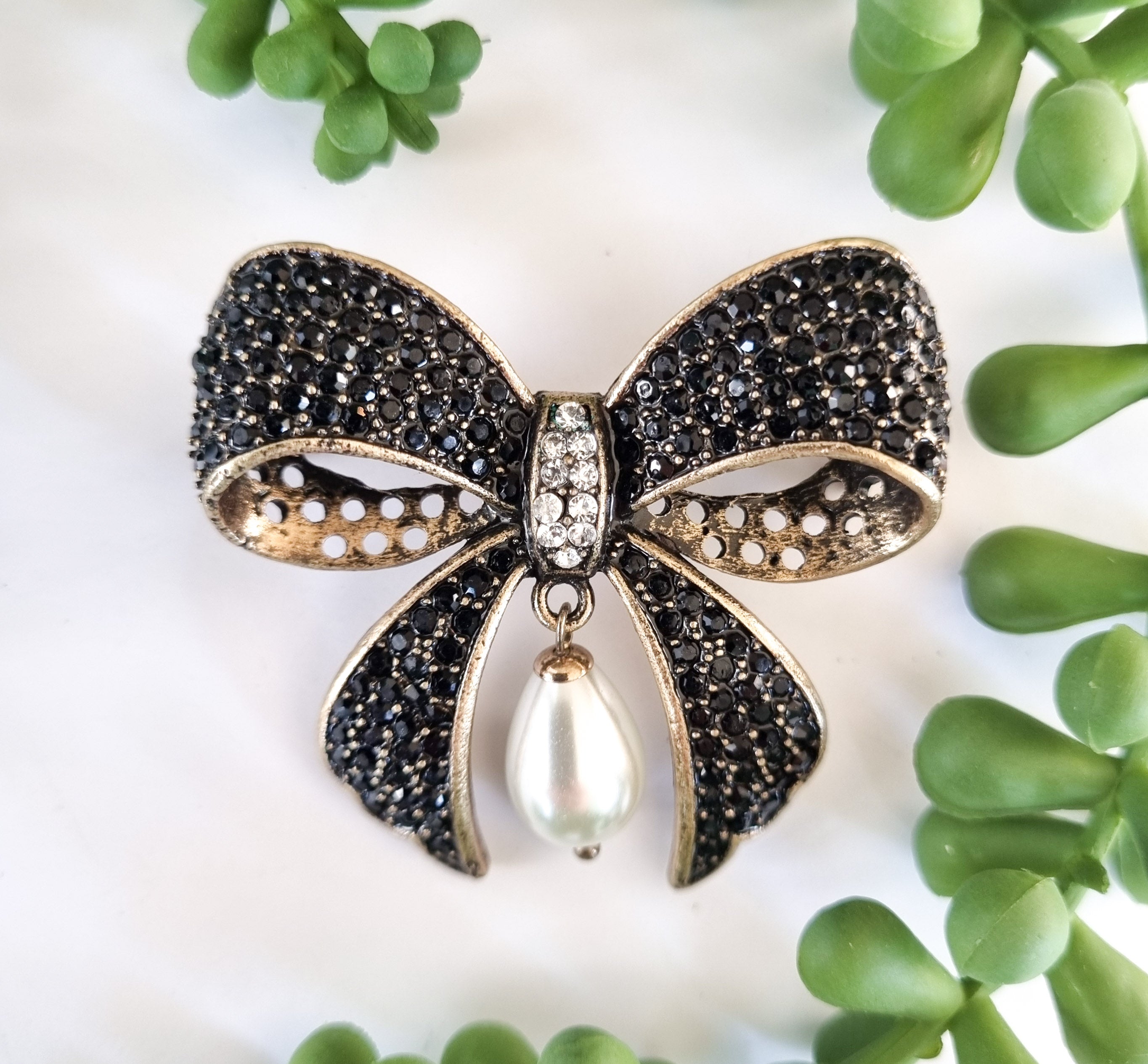 Rings & Brooches – Born 2 Shop NZ